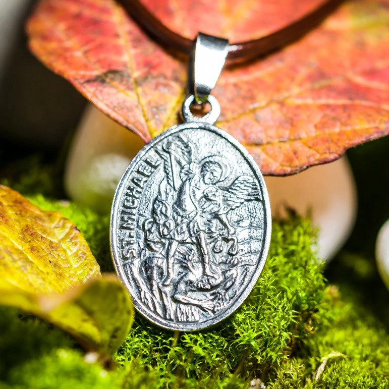 Erzengel Michael Talisman - Medaillon aus Silber 925 - esoterik Shop ...